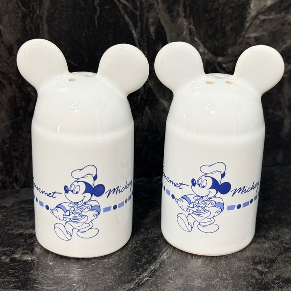 Disney | Dining | Disney Gourmet Mickey Salt Pepper Shakers | Poshmark